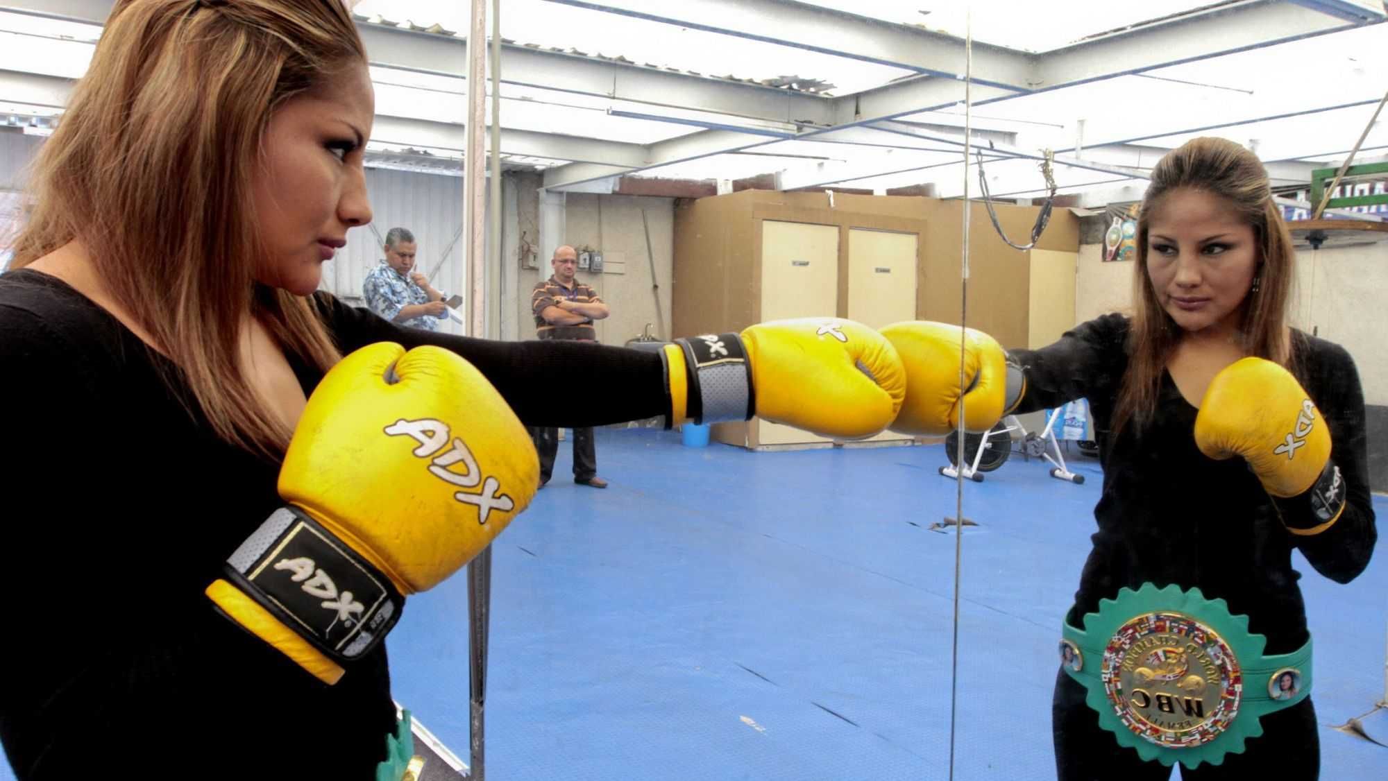 "Rusita" Rivas, "Barbie" Juárez y ruso Kovalev expondrán títulos