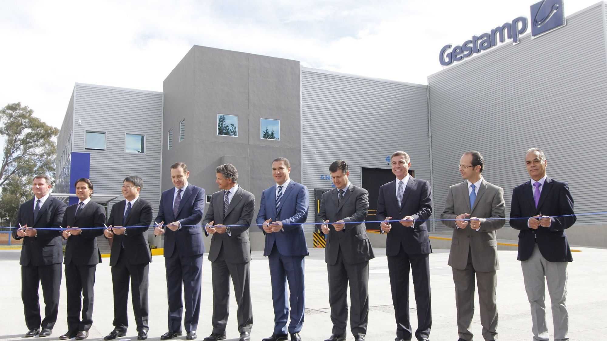 Inauguran segunda planta española de autopartes en Puebla