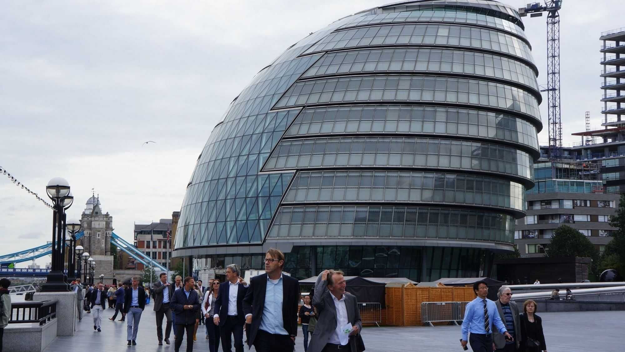 Norman Foster arquitecto con obras icono como Wembley y Gherkin