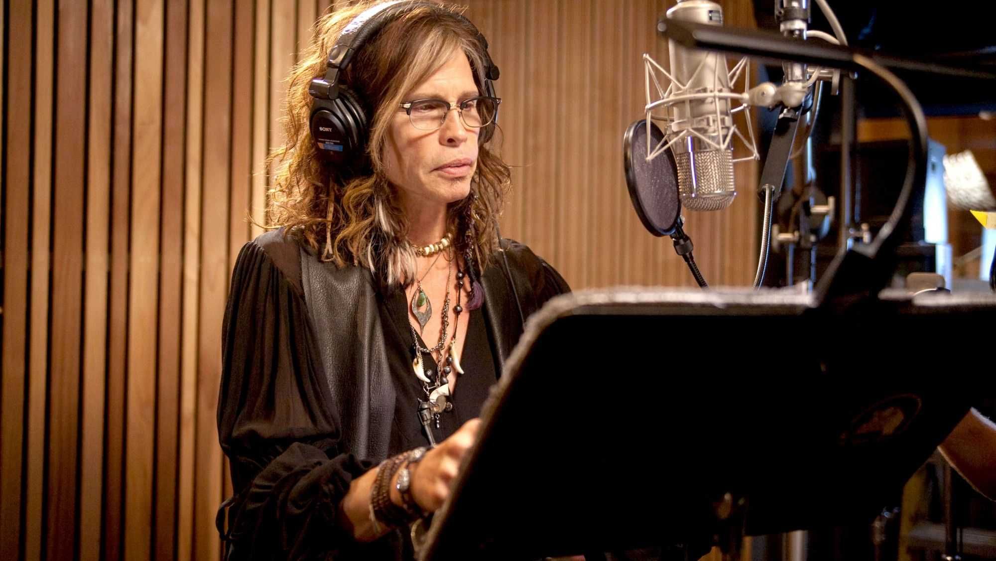 Steven Tyler canta junto a su hija Liv Tyler