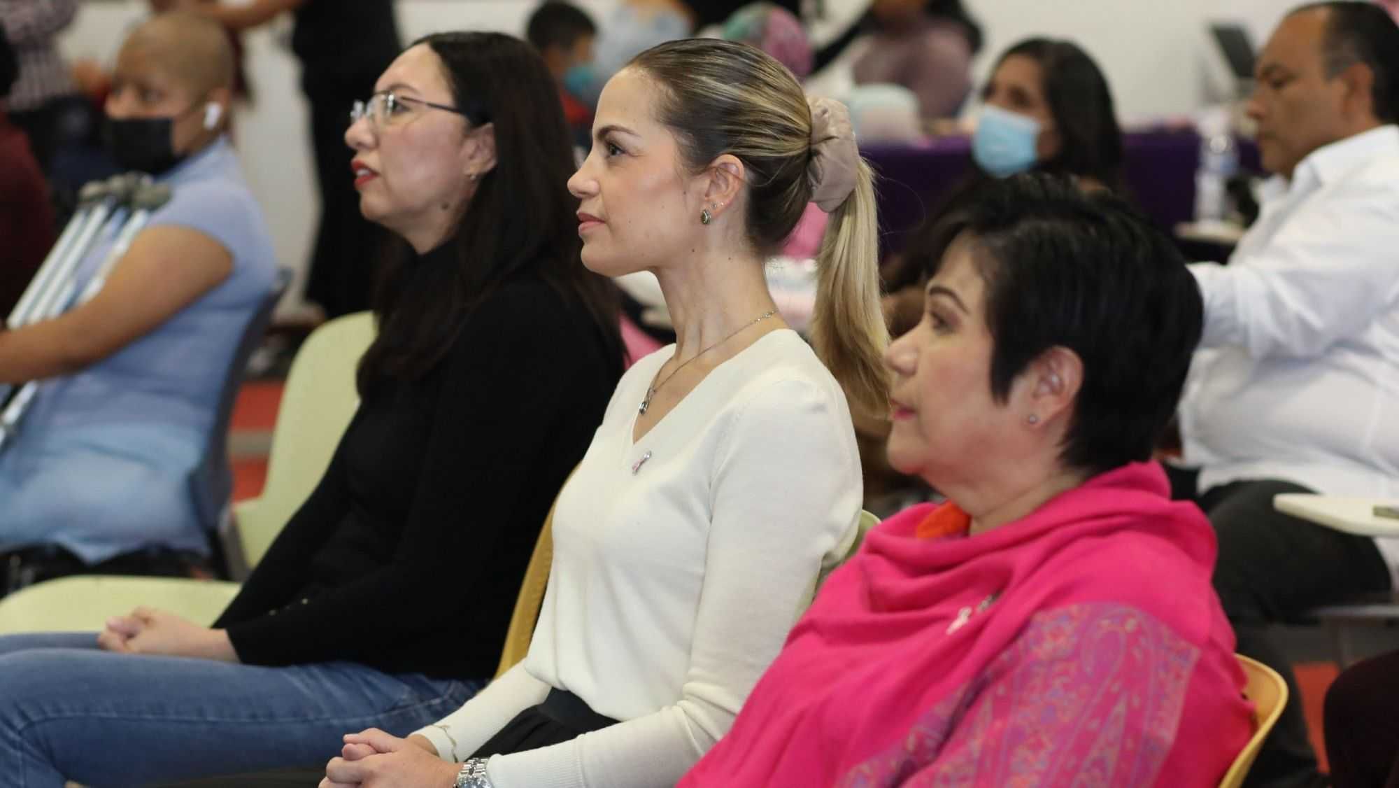 Jornada de Salud en Querétaro por el Día Internacional de la Luch...