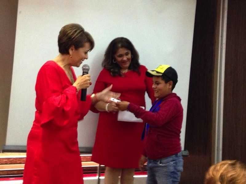 Fundación Chabely rinde primer informe en San Juan del Río